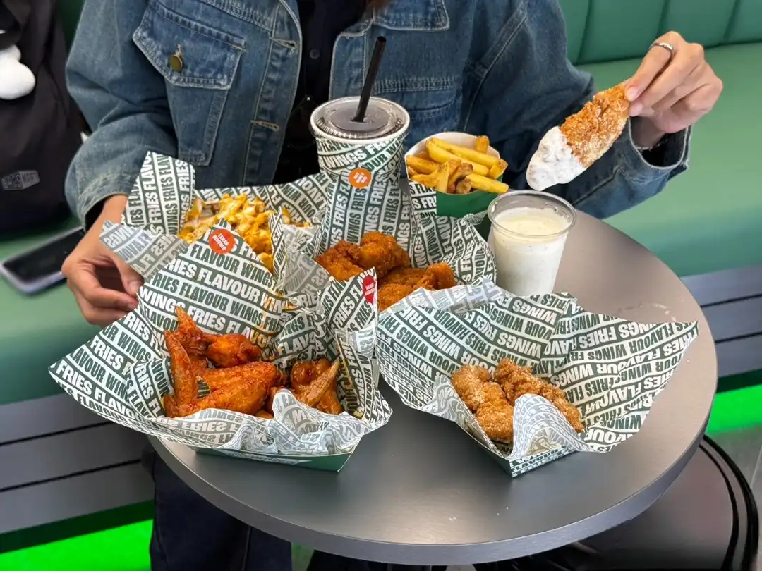 Wingstop ตำนานไก่ทอดเมกา แลนด์ดิ้งไทยทั้งที มีจุดเด่นอะไรบ้าง ? | ปัน ...